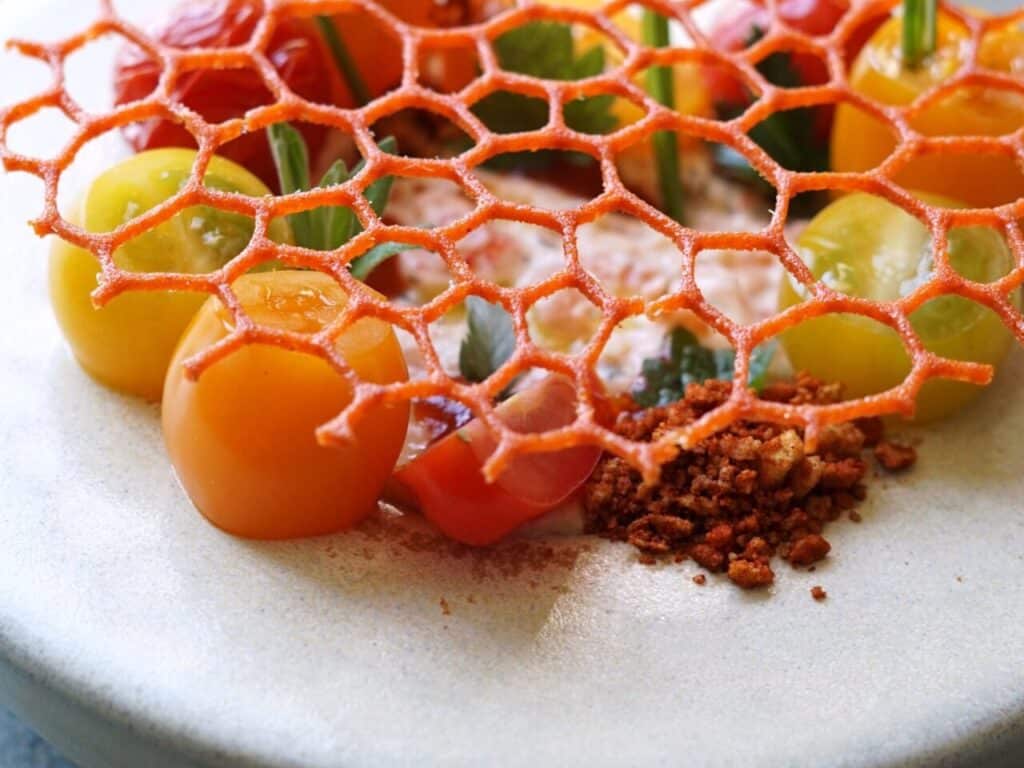 Honeygrid Cylinder Mold | MoldBrothers