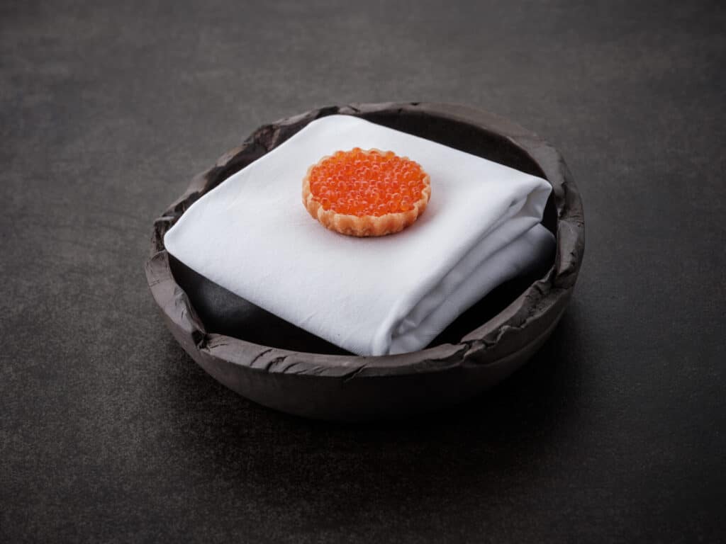 Pie Tee Egg | MoldBrothers