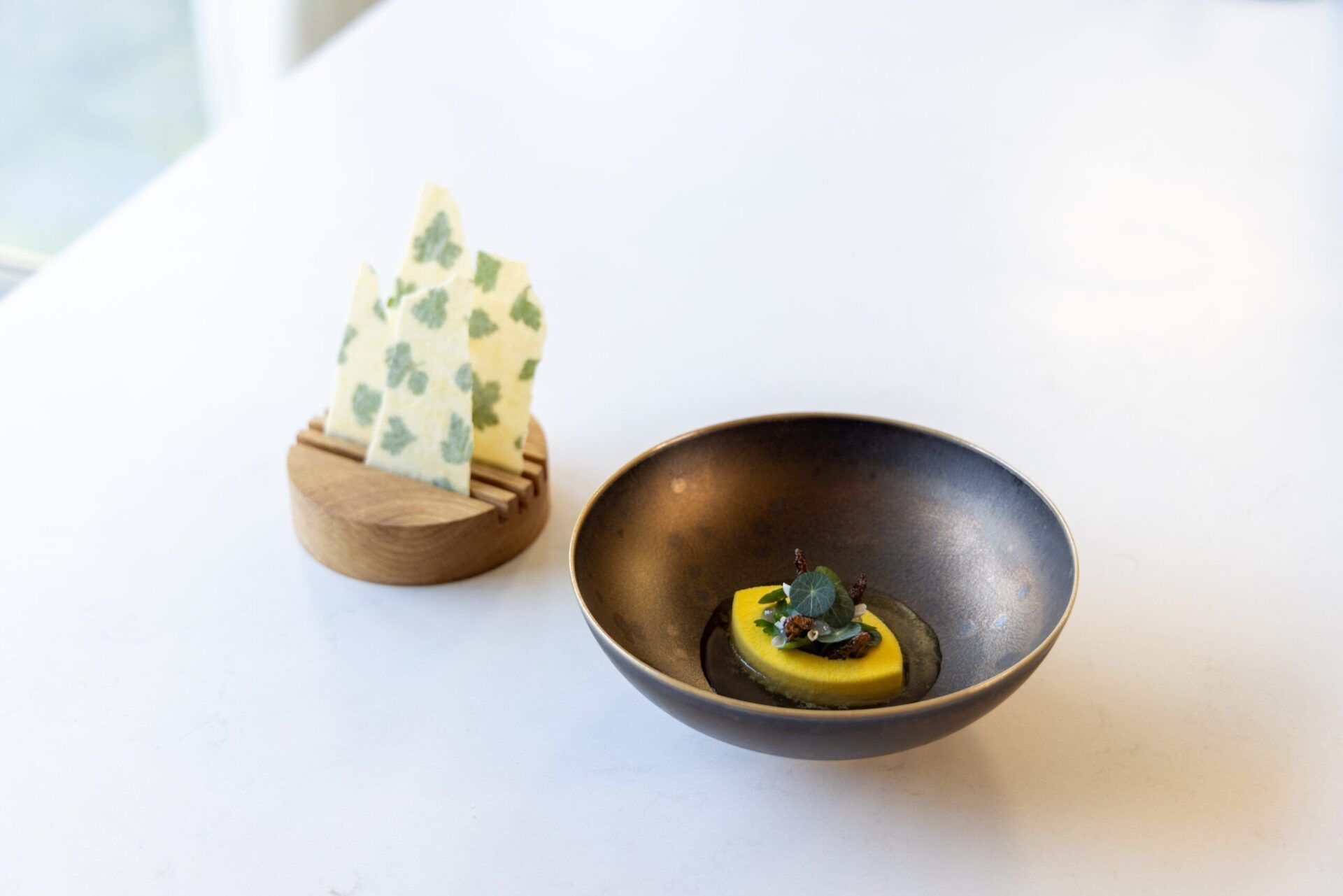 Crisp Holder | MoldBrothers