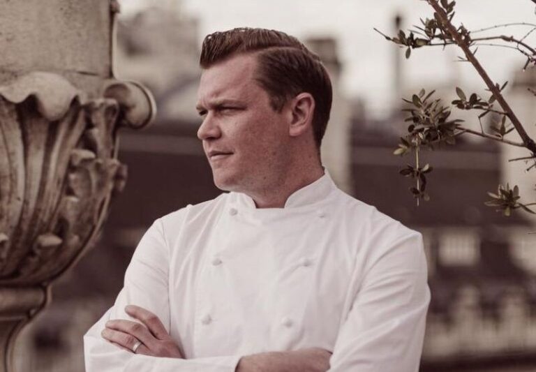 Hunter Chicken Molds X Alex Dilling | MoldBrothers